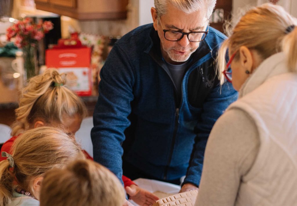 Overnight Caregiver Duties - Stowell Associates